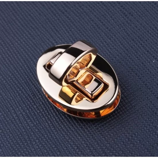 Alloy, oval, twist, lock