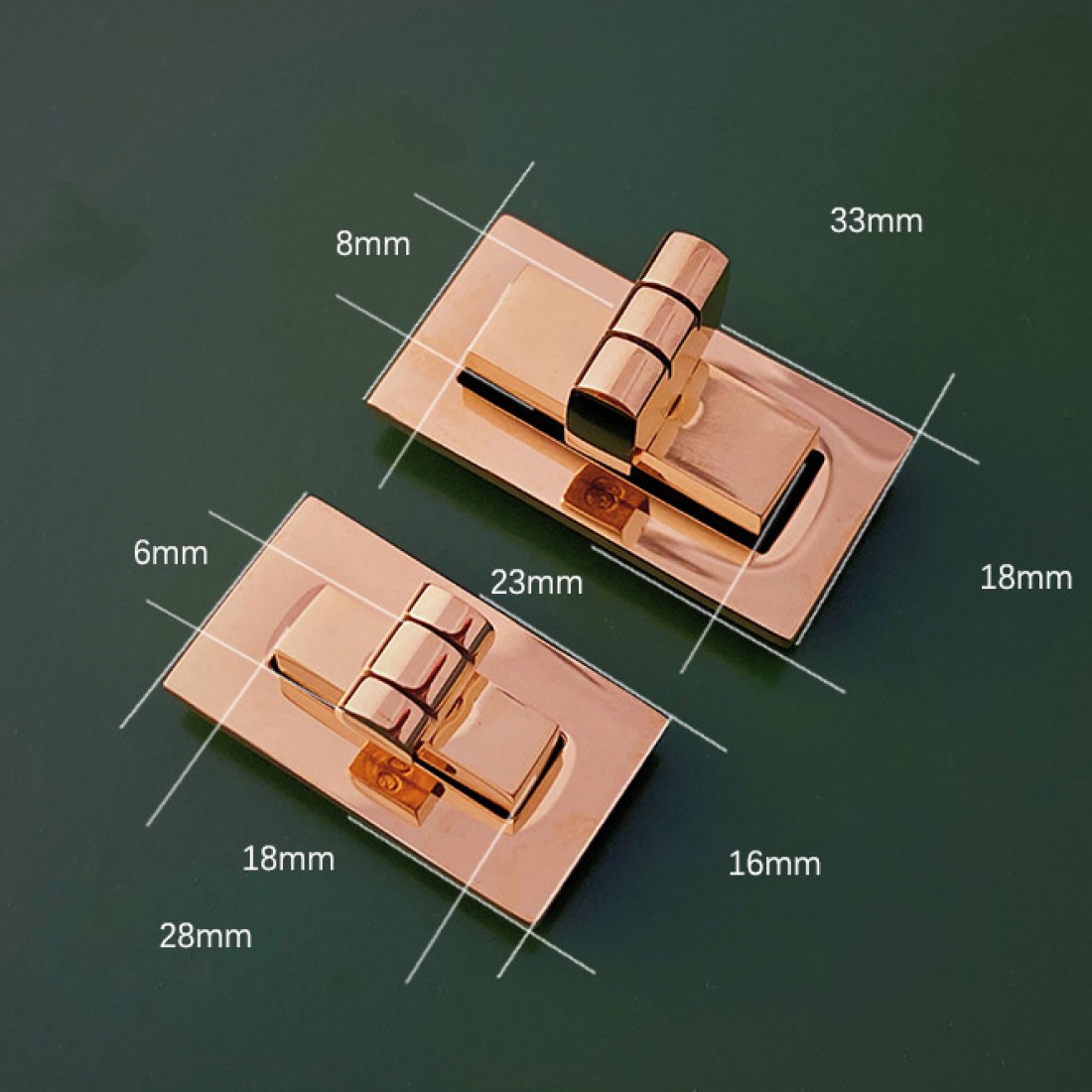 Twist bag lock, hardware