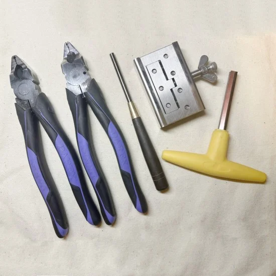 waist belt buckle, bridge, making tool