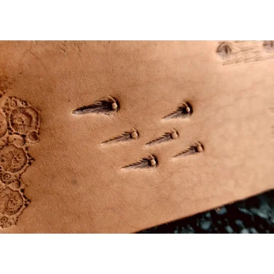 stainless steel, leathercraft tool, leather chisel, silver chisel, no.4