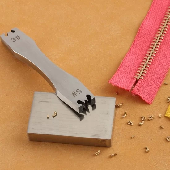 World debut - zipper teeth breaker