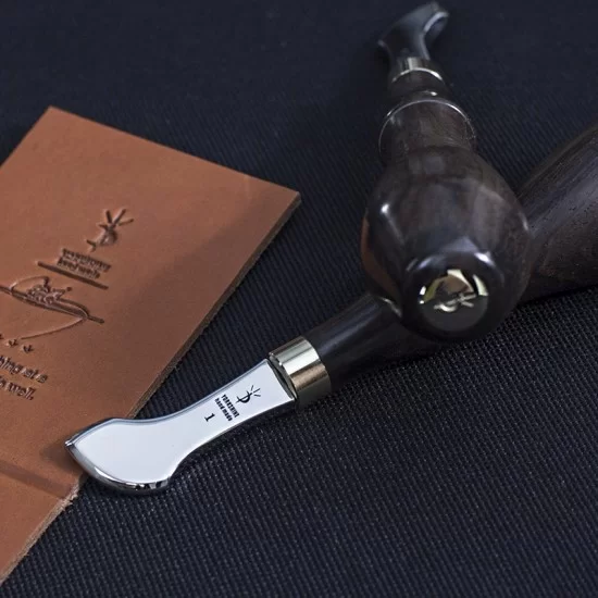 stitching groover, groover, groove maker