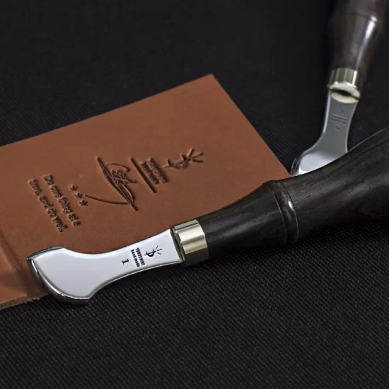 stitching groover, groover, groove maker