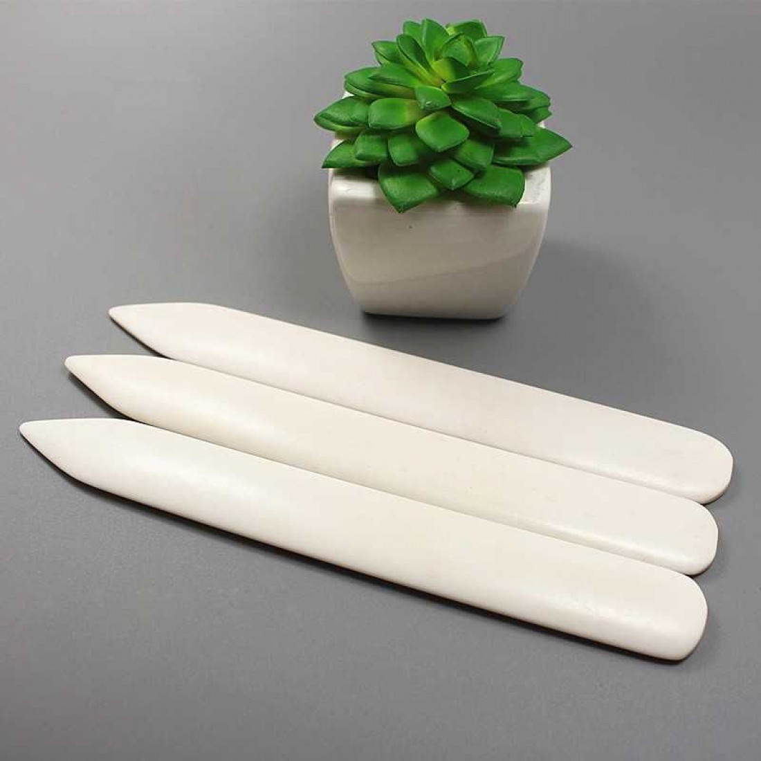 Leathercraft tool, Pointed Bone Creaser Smoother